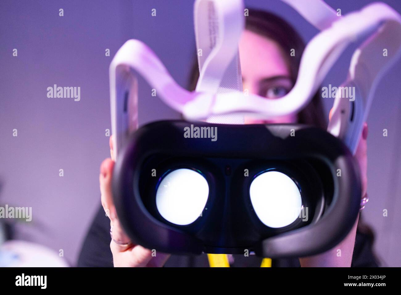 EDITORIAL USE ONLY The Oculus headset is demonstrated at Meta's AI ...