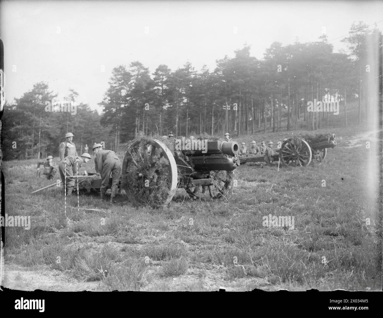 Inch howitzers royal artillery hi-res stock photography and images - Alamy