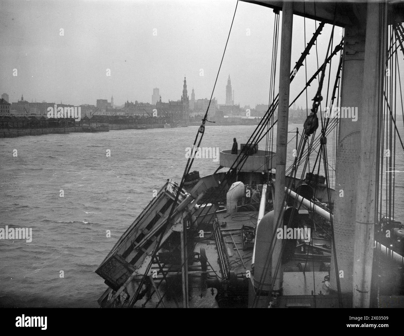 FIRST ALLIED CONVOY ENTERS ANTWERP. 28 NOVEMBER 1944, ON BOARD HMS ...