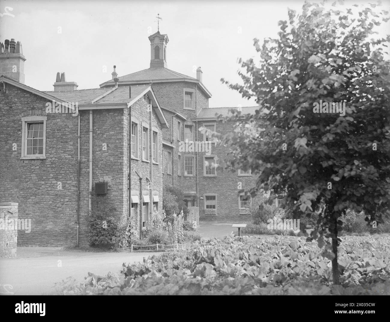 THE SHORE ESTABLISHMENTS OF HMS CABOT AND HMS CABALLA, BRISTOL. 21-24 ...