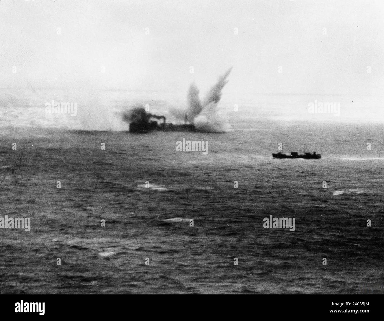 Exploding torpedoes hi-res stock photography and images - Alamy