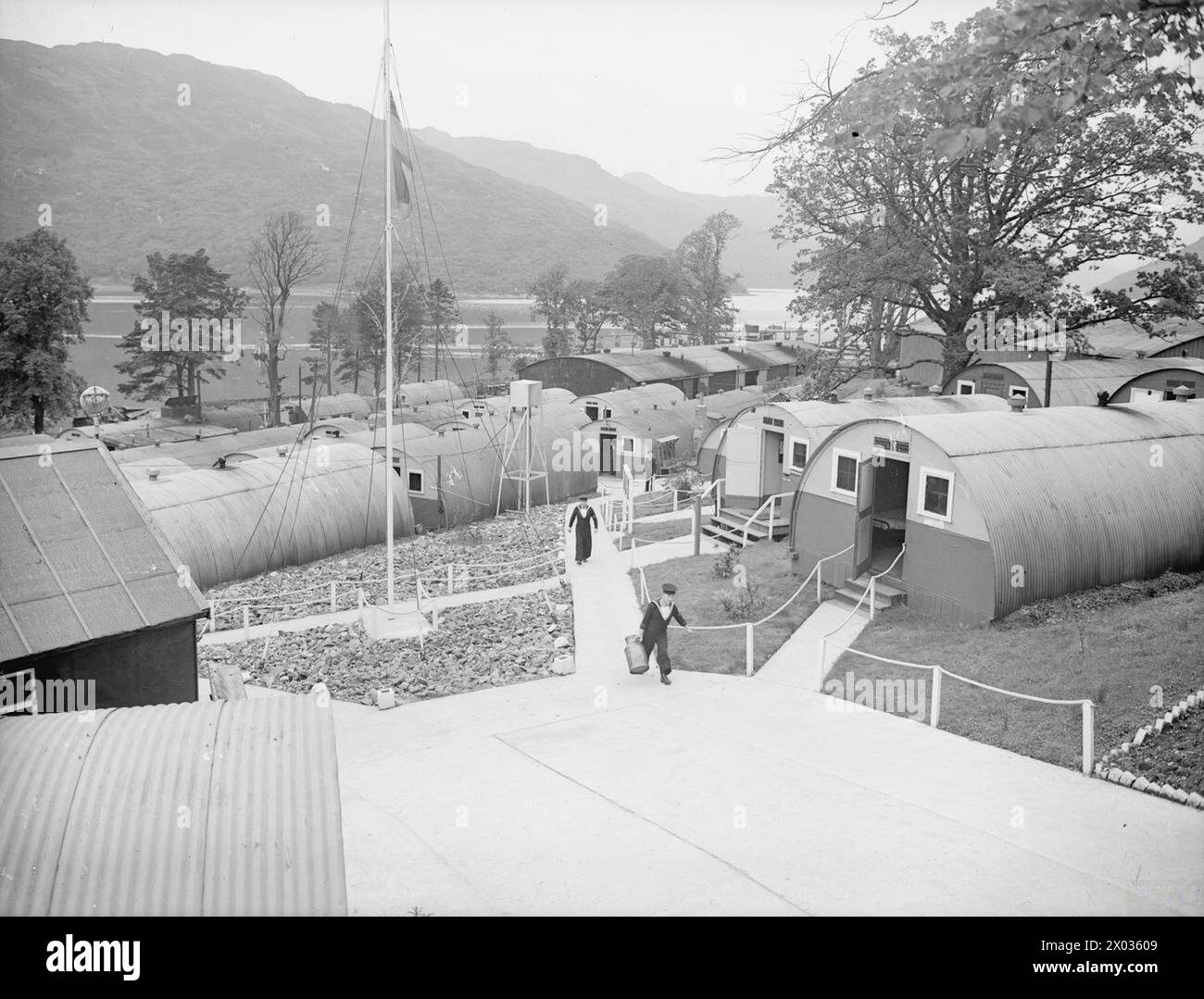 Nissen huts 1945 hi-res stock photography and images - Alamy