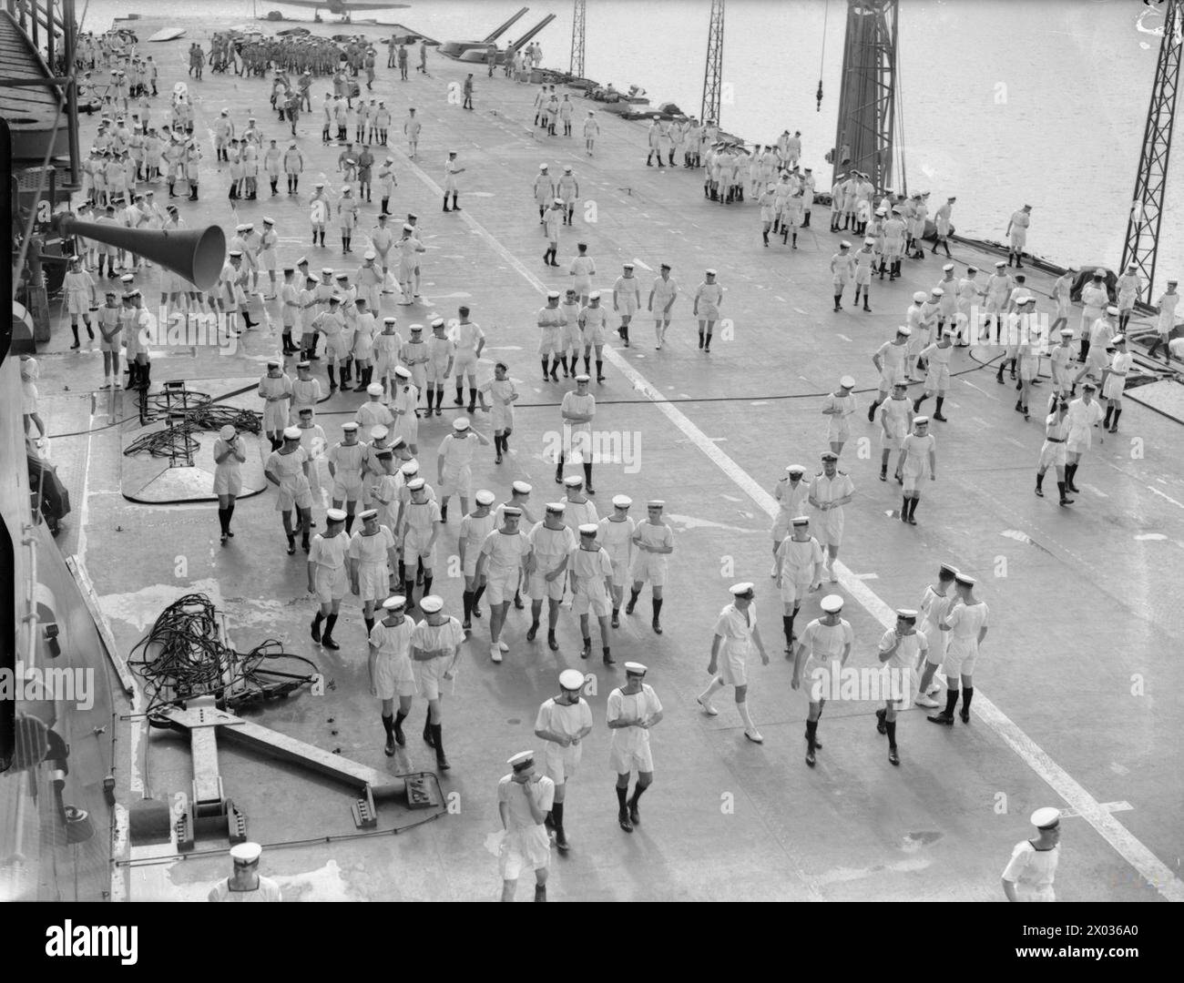 THE ROYAL NAVY DURING THE SECOND WORLD WAR - The flight deck of HMS ...