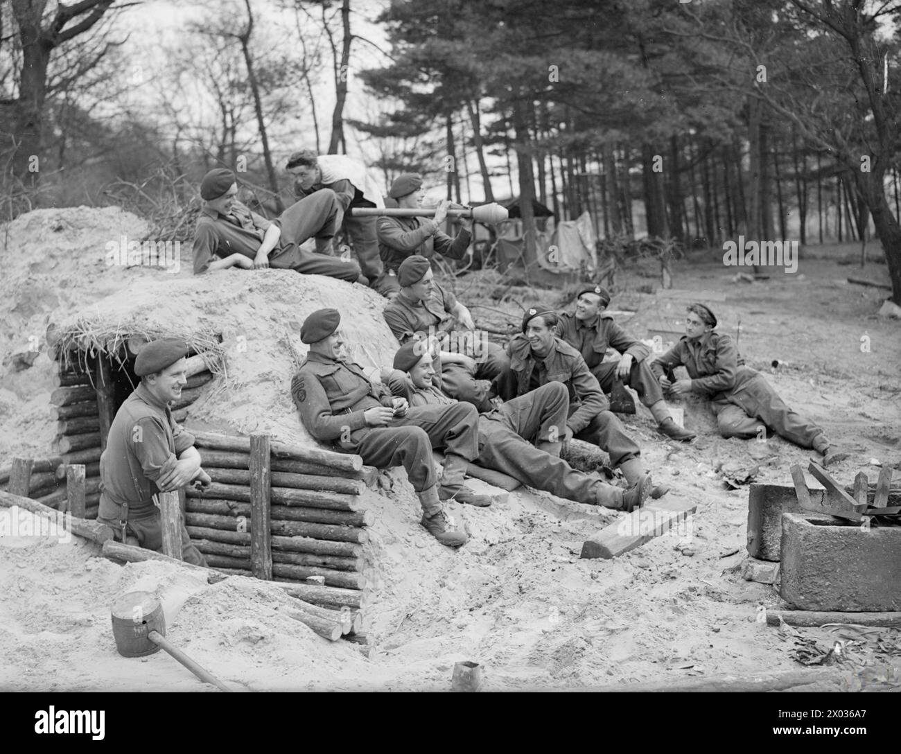 MARINE COMMANDOS AFTER STORMING WESEL. 28 MARCH 1945, DREVENACK ...