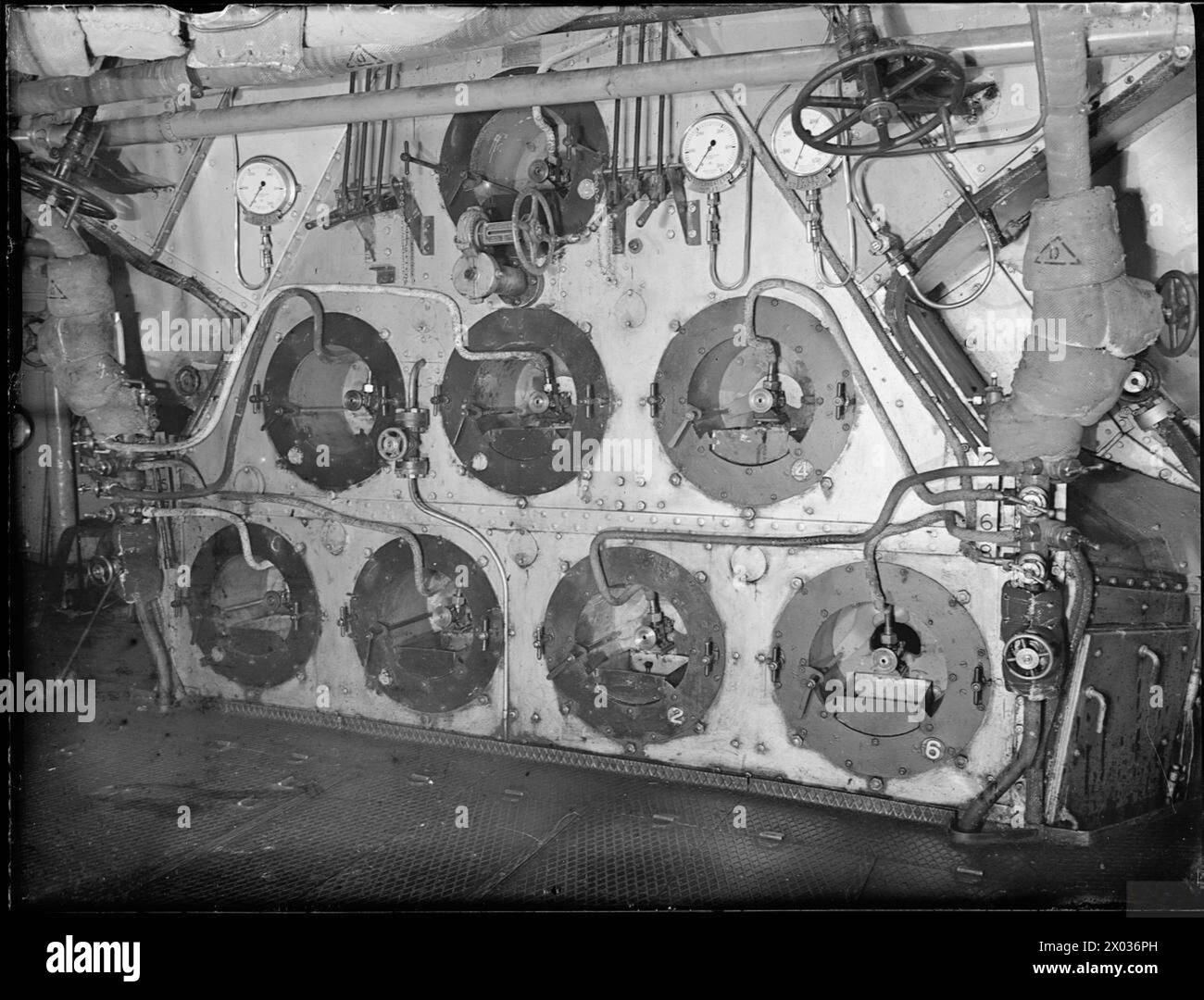 THE ROYAL NAVY DURING THE SECOND WORLD WAR - Y1 boiler front, showing ...