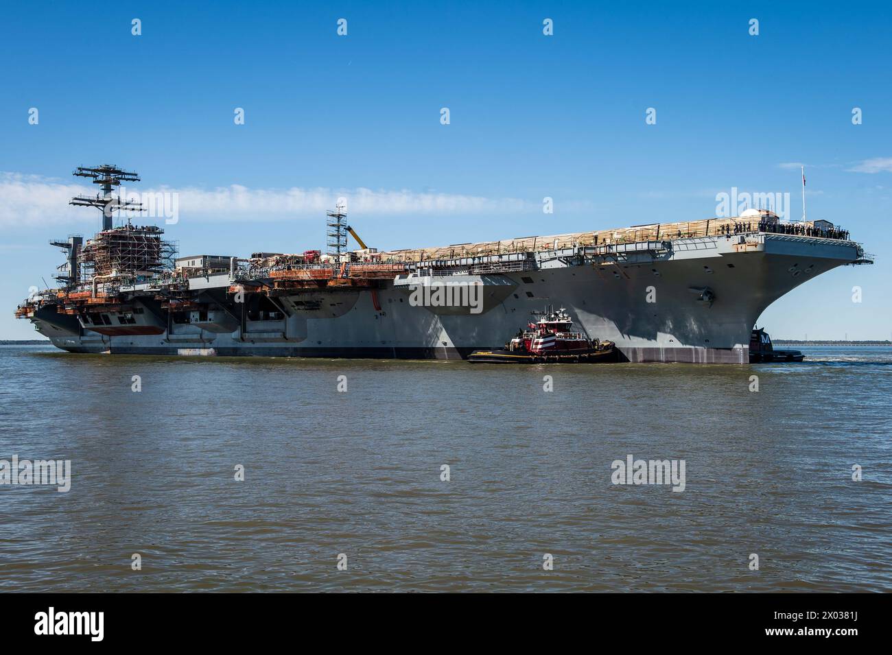 240408-N-JJ744-1238 NEWPORT NEWS, Va. (April 8, 2024) - The Nimitz-class aircraft carrier USS ...