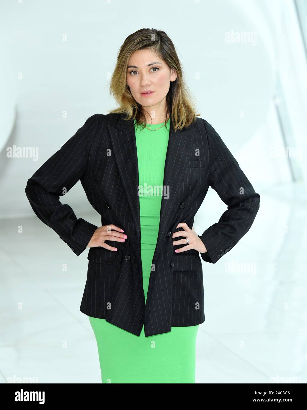 Vanessa matsui hi-res stock photography and images - Alamy