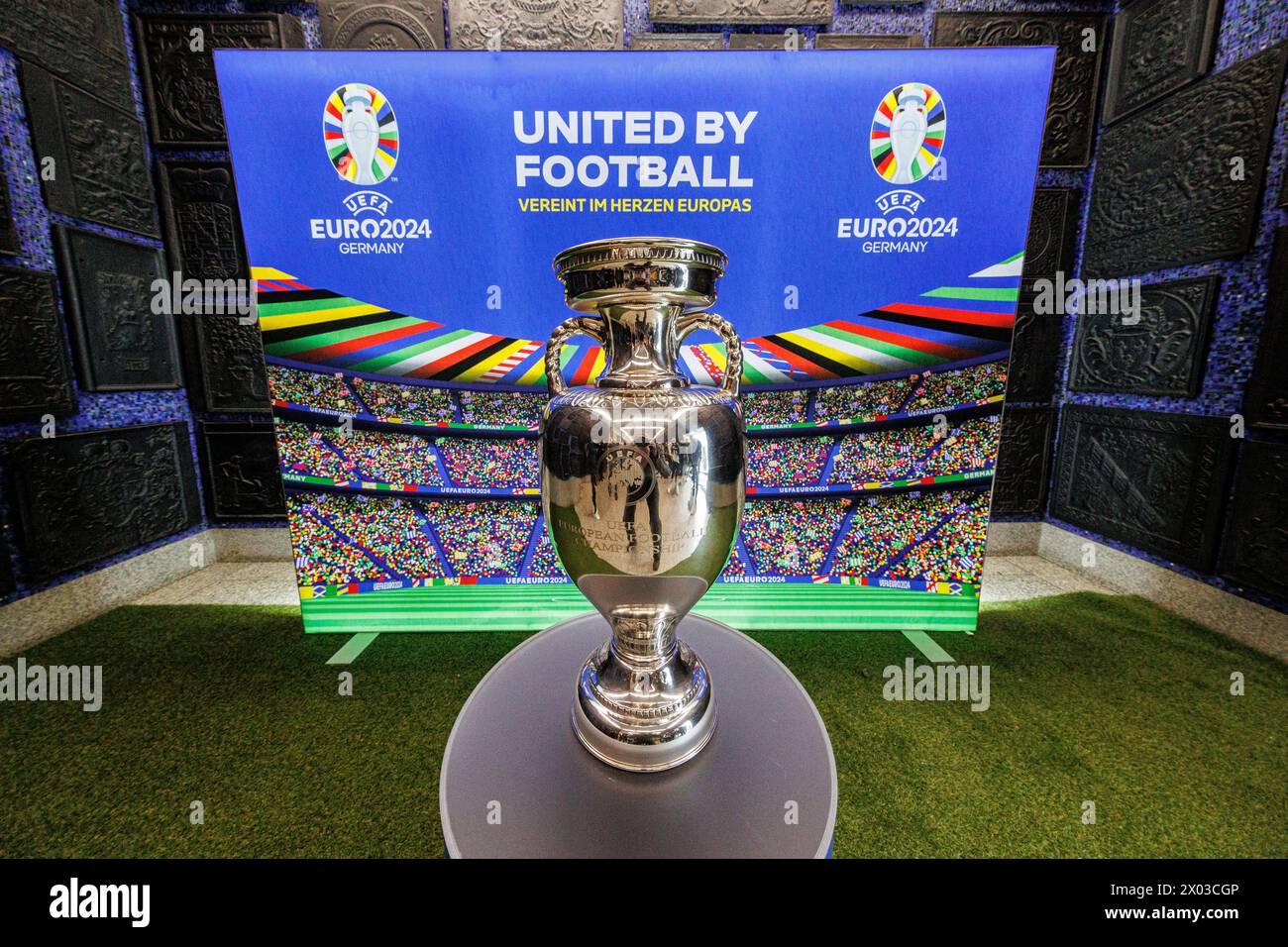 Euro 2024 trophy hi-res stock photography and images - Alamy