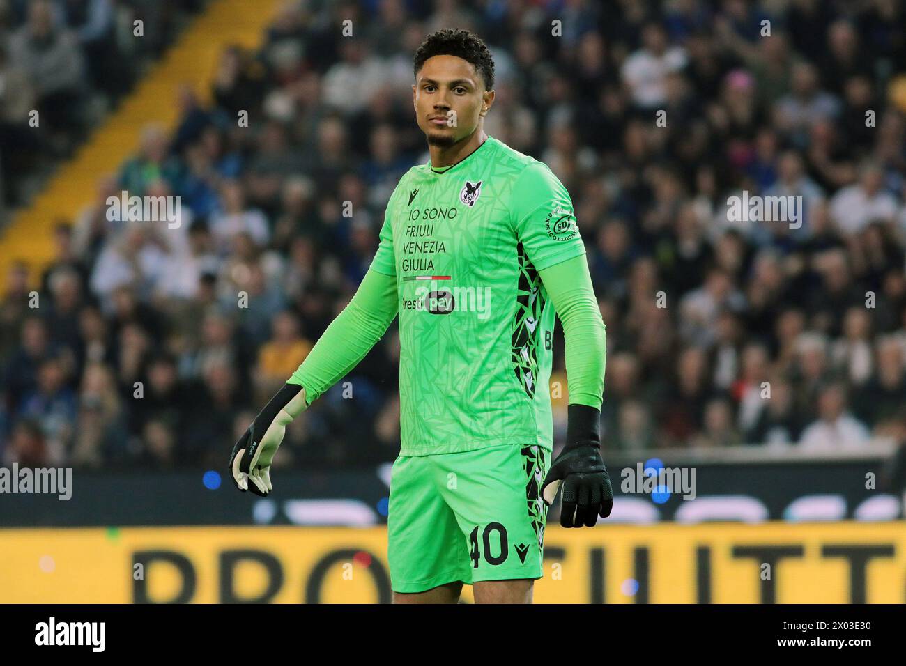 Udine, Italia. 08th Apr, 2024. Udinese's goalkeeper Maduka Okoye during ...