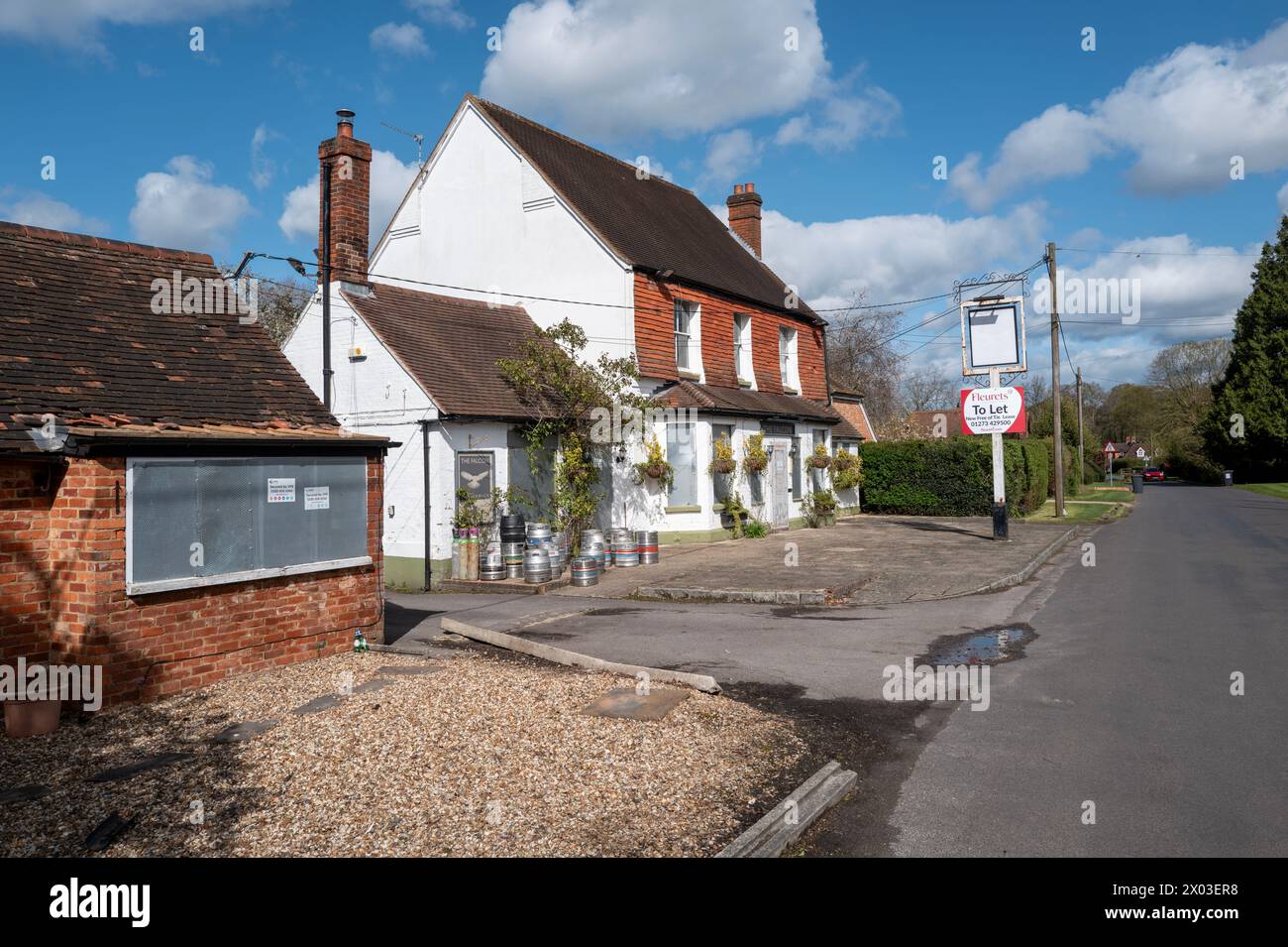 Closed Public House Stock Photo - Alamy