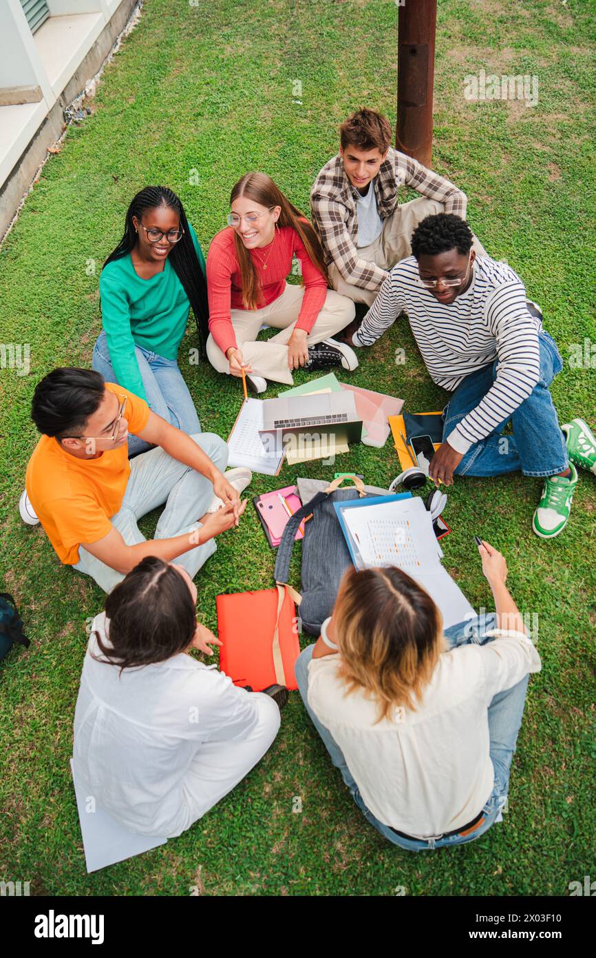 University students circle reading hi-res stock photography and images ...