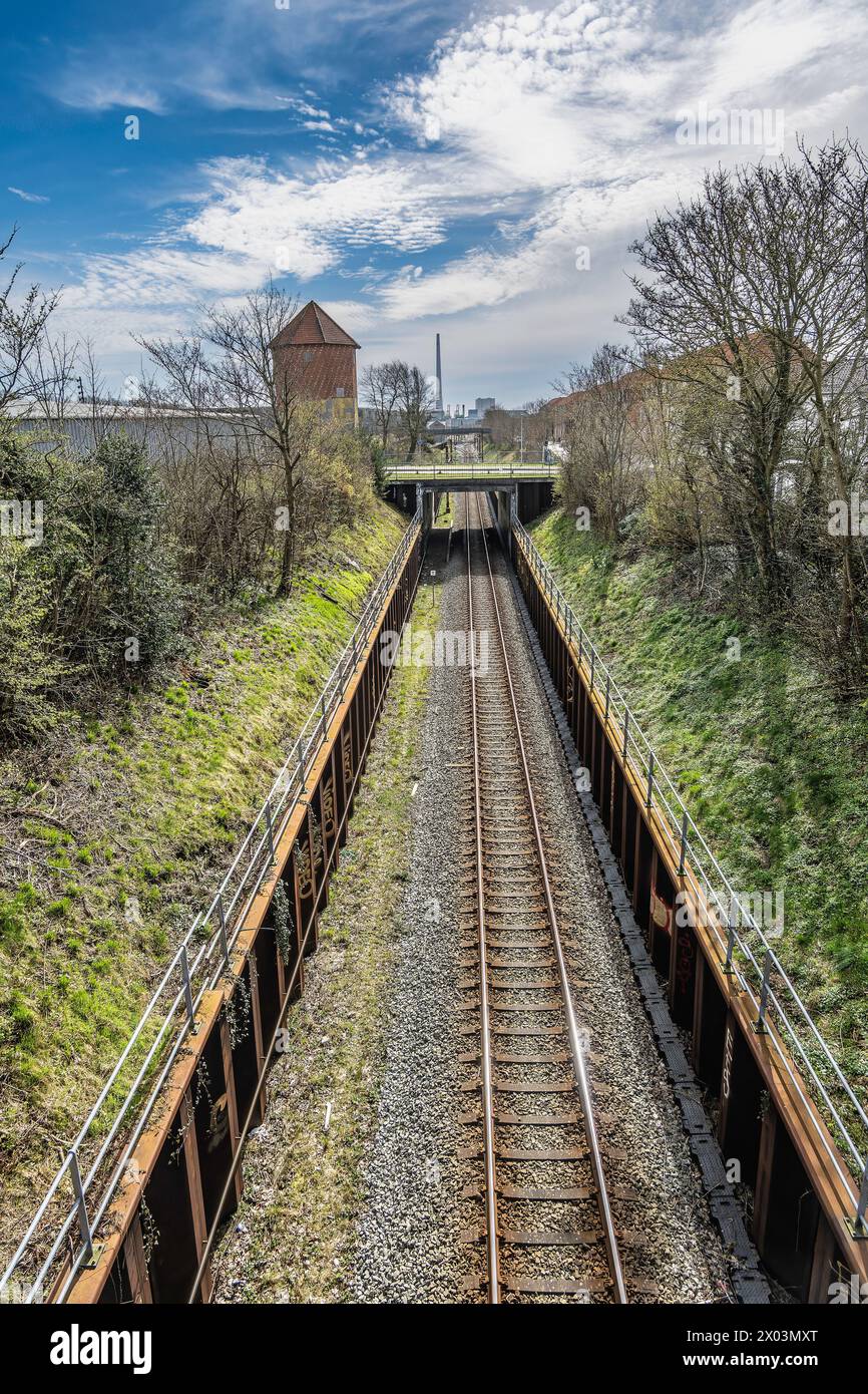 Horizontal railroad track hi-res stock photography and images - Alamy