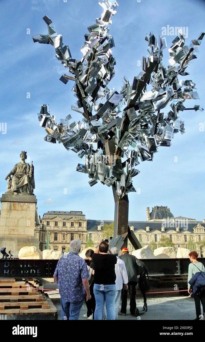 "The tree of a thousand voices" by Daniel Hourde in Paris, France on April 9, 2024. A new giant ...