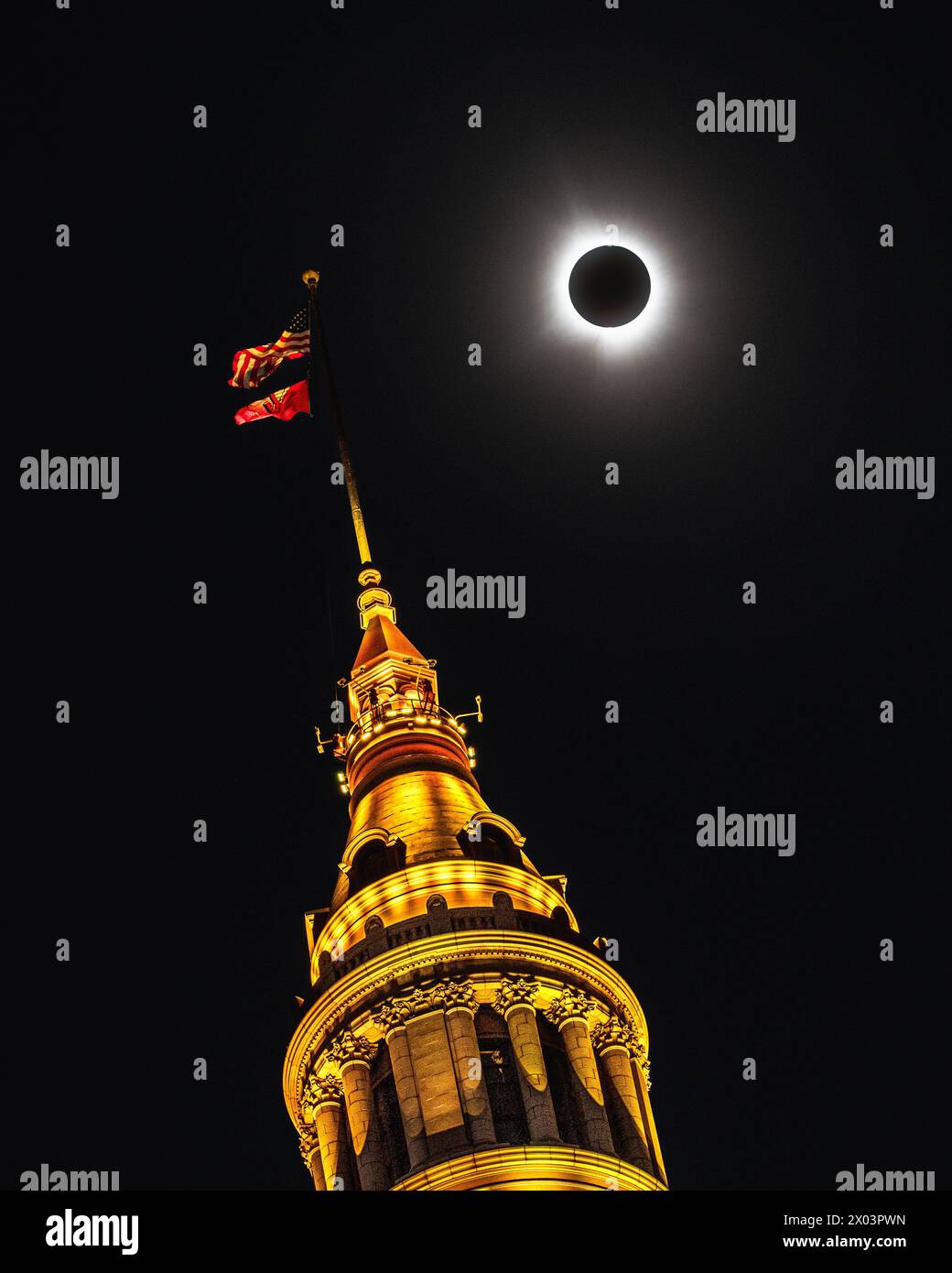 2024 Total Solar Eclipse Stock Photo - Alamy