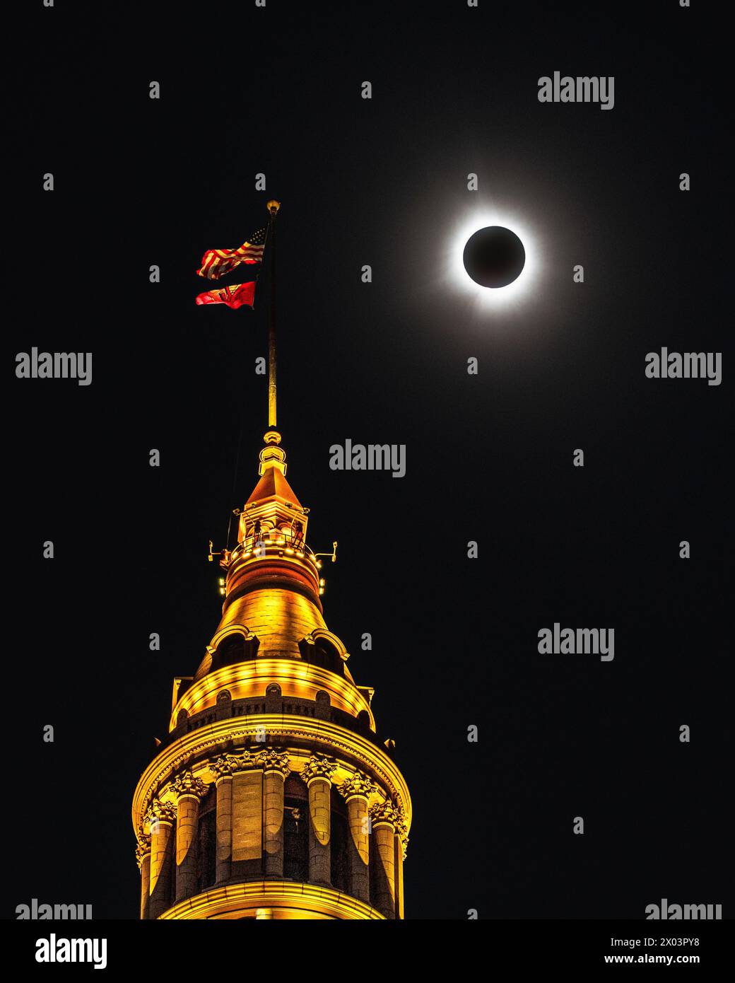 2024 Total Solar Eclipse Stock Photo - Alamy