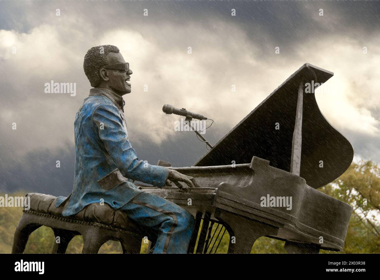 Ray Charles bronze statue (by sculptor Andy Davis) of the legendary ...