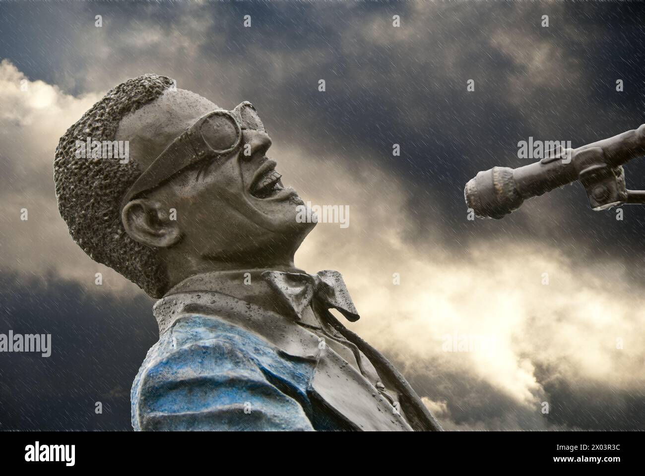Ray Charles bronze statue (by sculptor Andy Davis) of the legendary ...