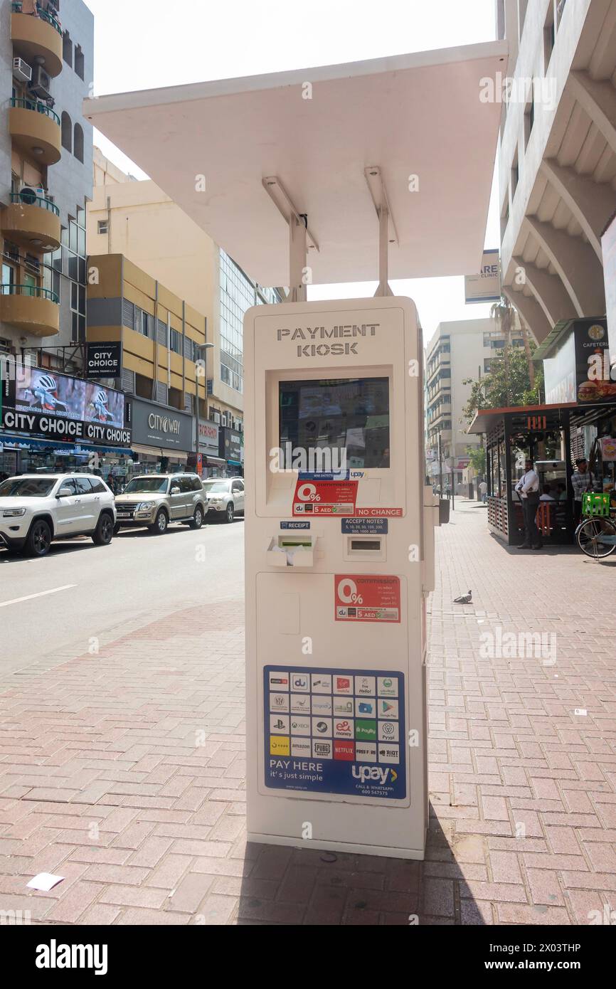 Payment Kiosk on footp[ath in downtown Dubai, United Arab Emirates ...