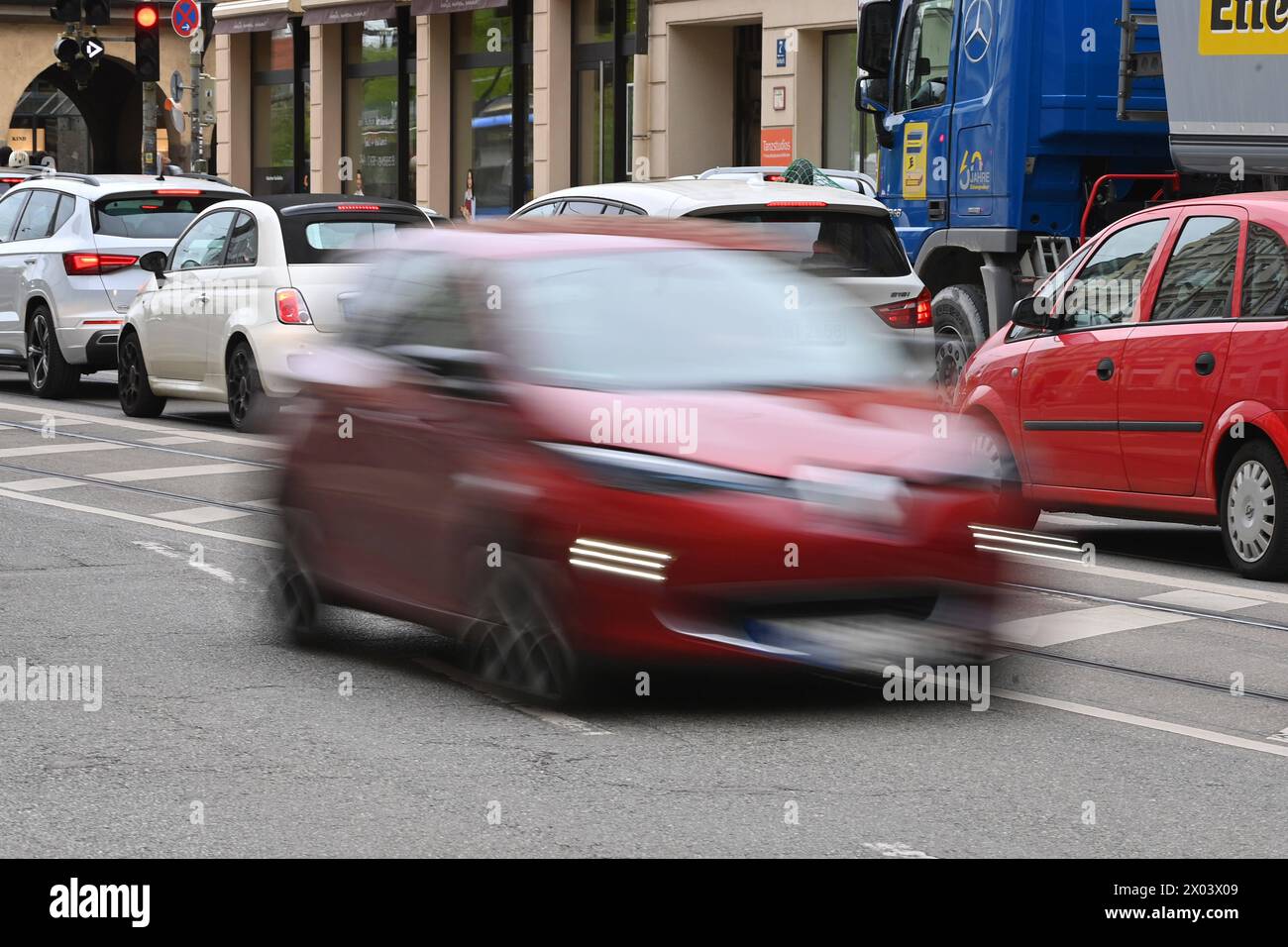 Raser hi-res stock photography and images - Alamy