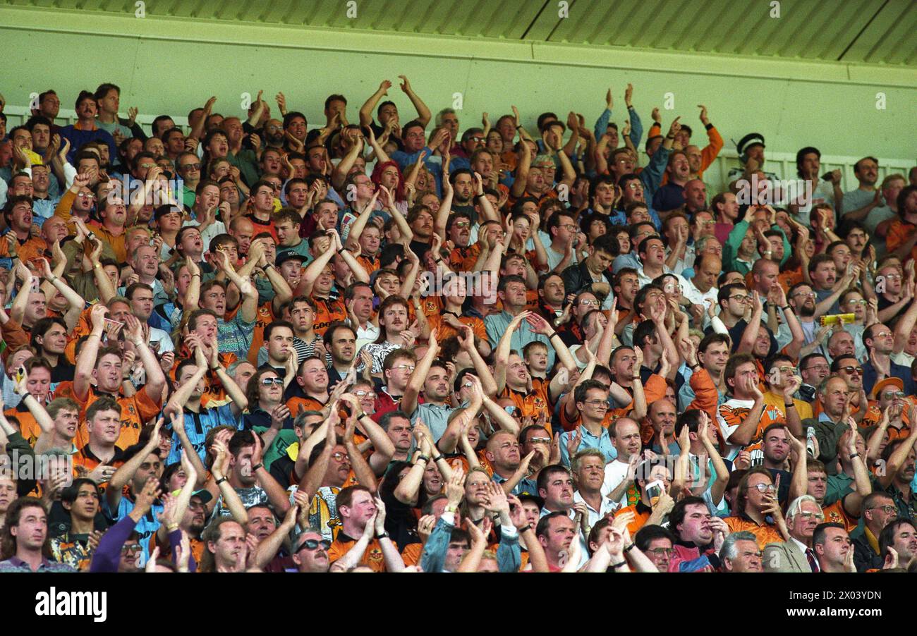 Wolverhampton Wanderers v Bristol City at Molineux 14/8/93 3-1 Wolves ...