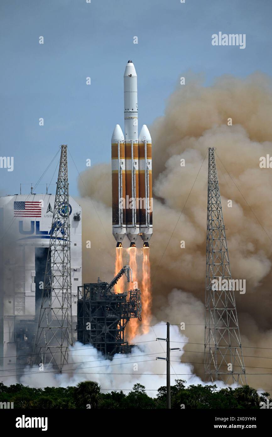 Marking the final launch of a Delta rocket, the United Launch Alliance ...