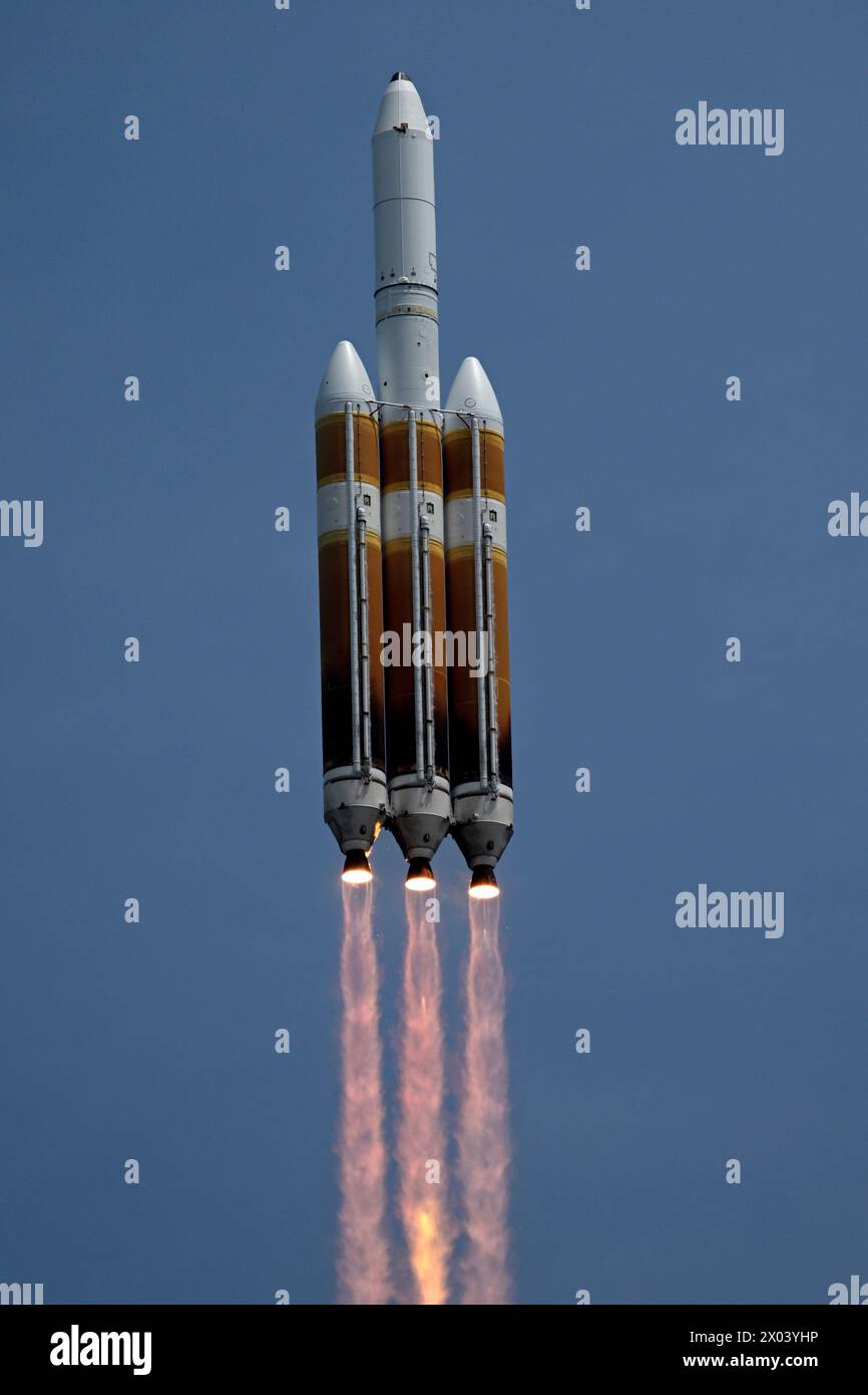 Marking the final launch of a Delta rocket, the United Launch Alliance ...