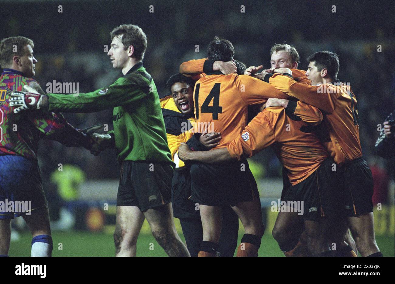 Kevin pressman wolves hi-res stock photography and images - Alamy