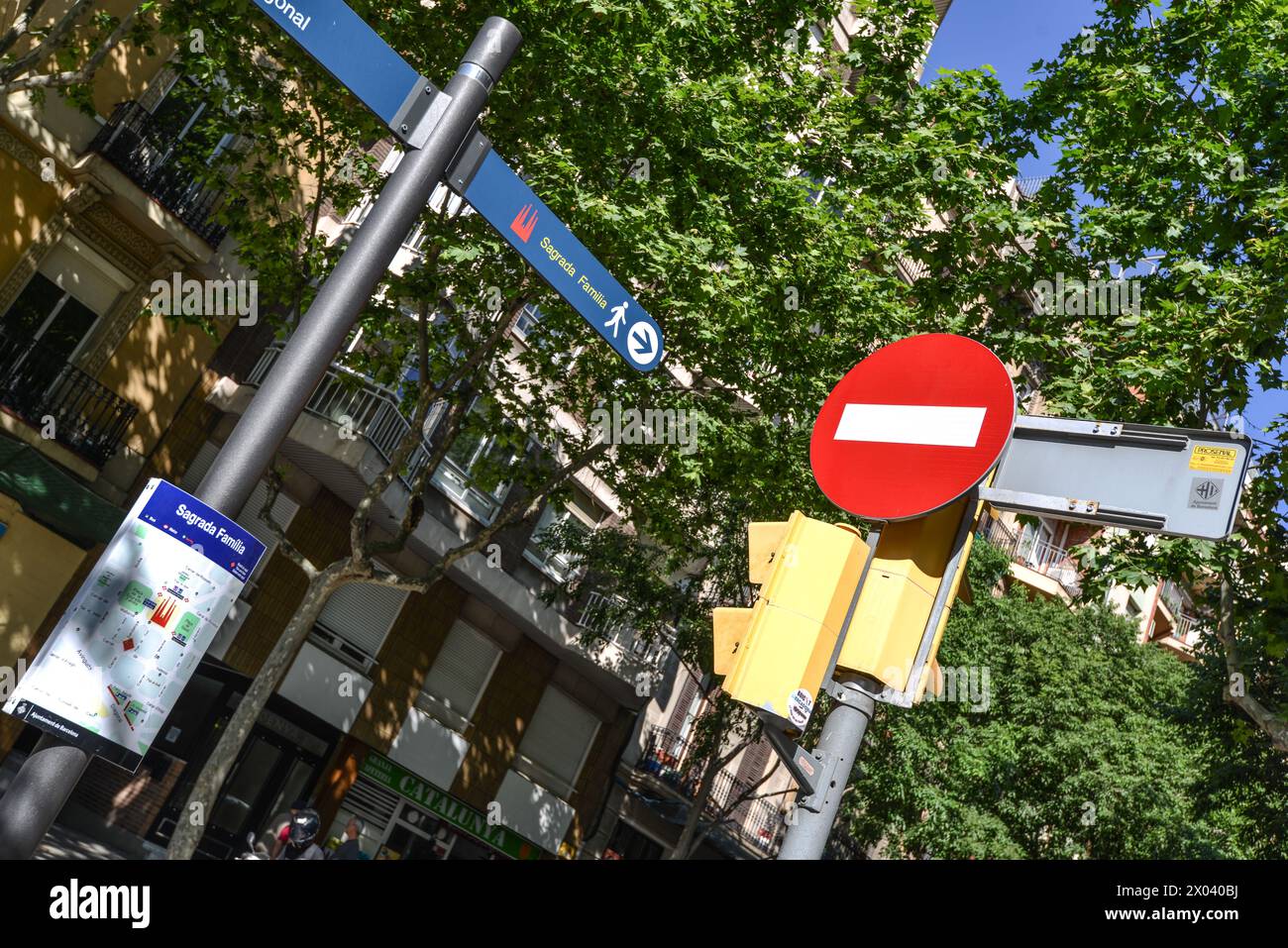 Sagrada Familia Sign, Barcelona Stock Photo - Alamy