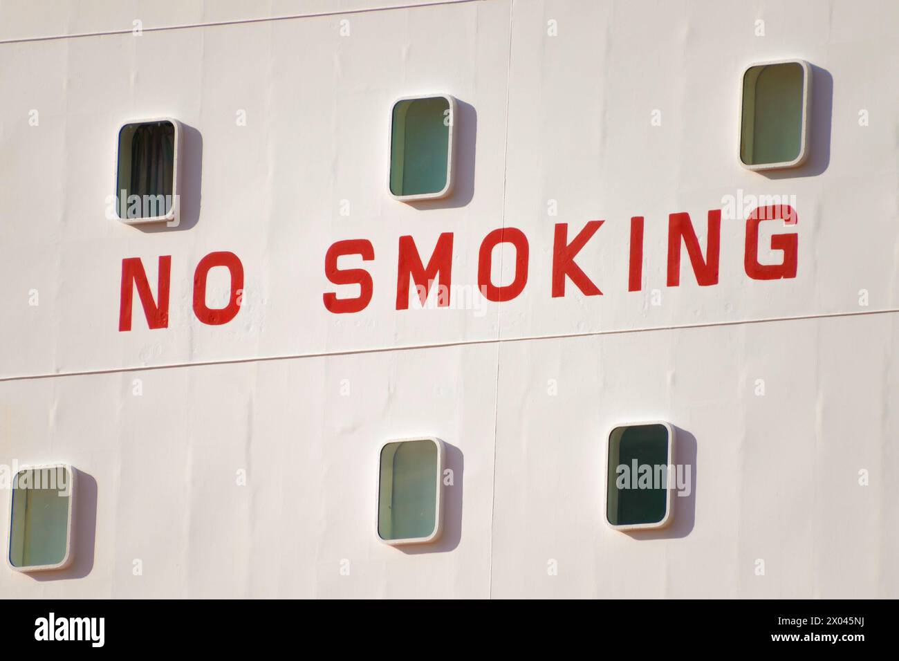 No smoking safety first hi-res stock photography and images - Alamy