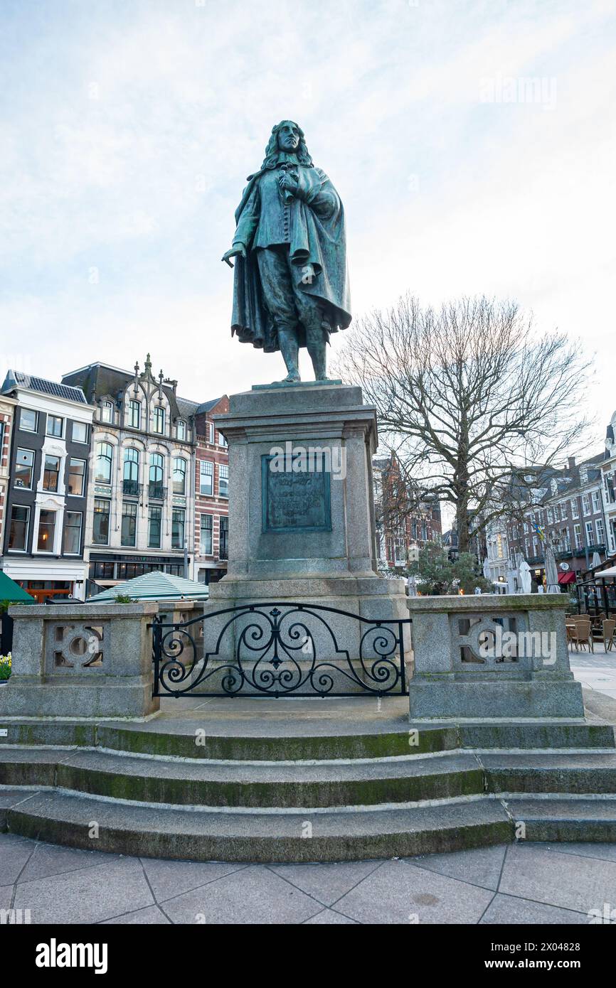 The Hague, Netherlands: Statue of Johan de Witt, a Dutch statesman and ...