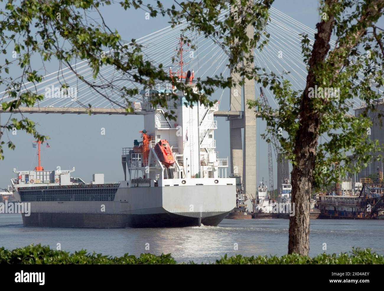 Port of Savannah, Georgia, Savannah River Stock Photo - Alamy