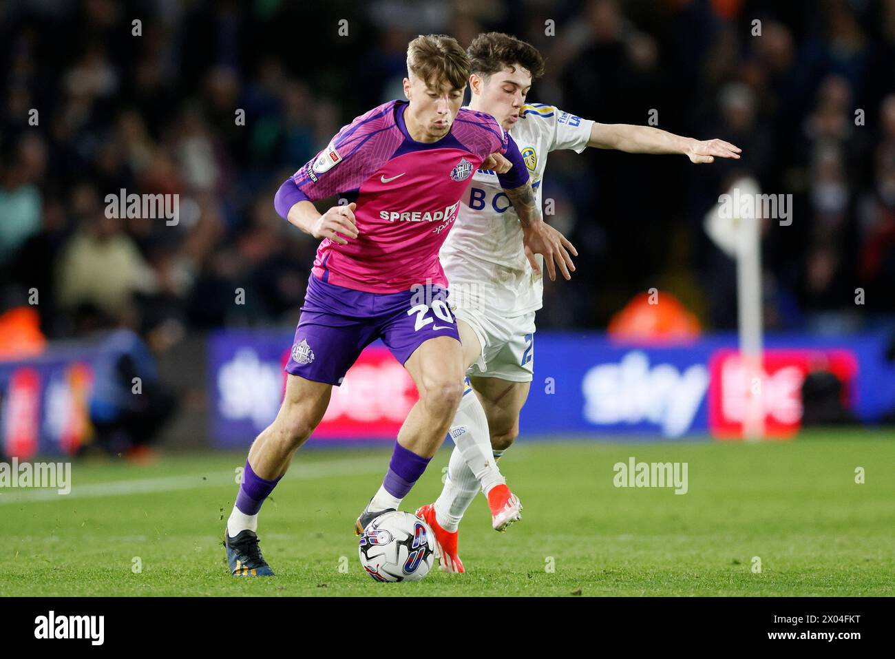 Sunderland's Jack Clarke (left) and Leeds United's Daniel James battle ...
