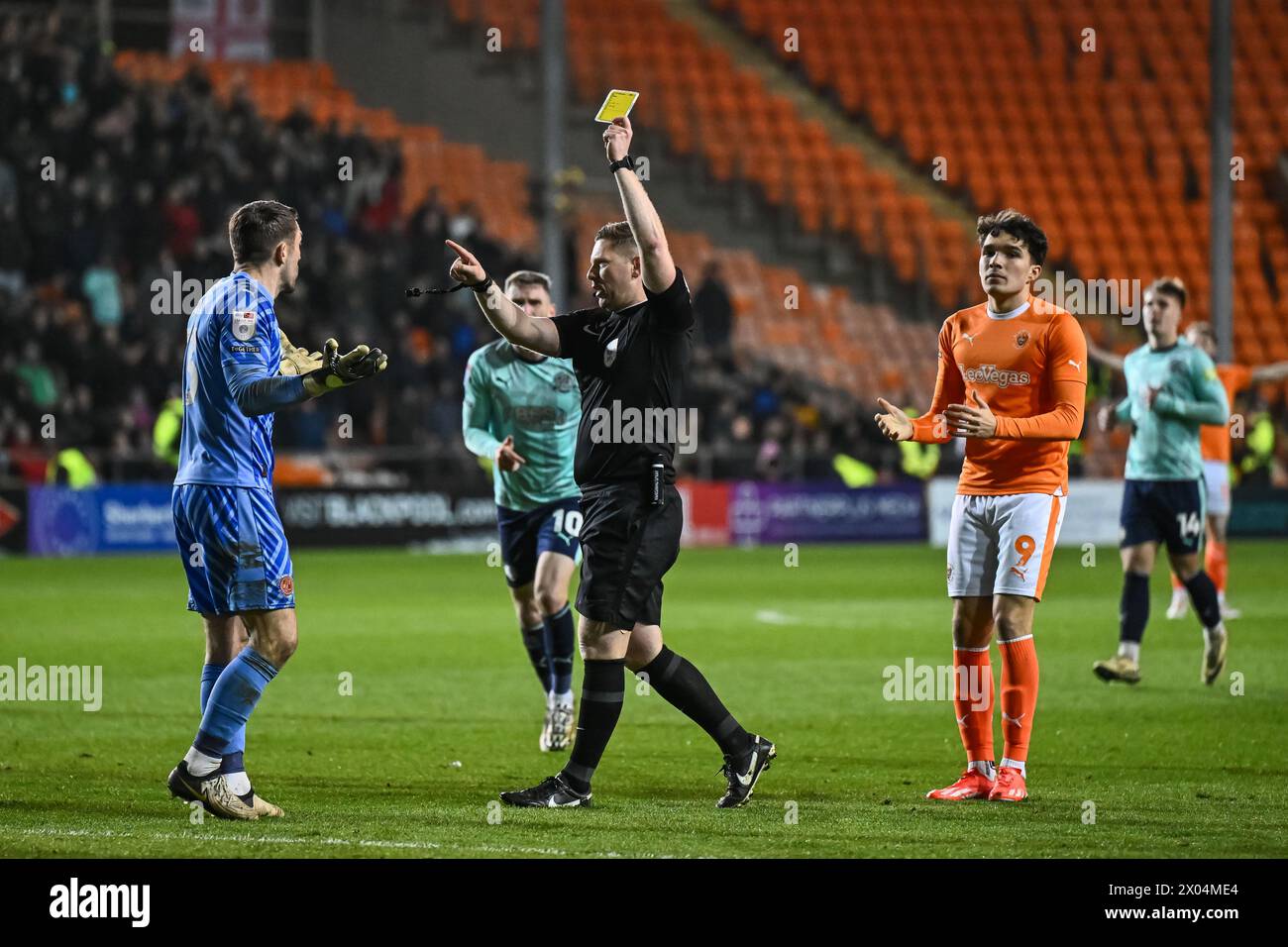 Football jay lynch hi-res stock photography and images - Alamy