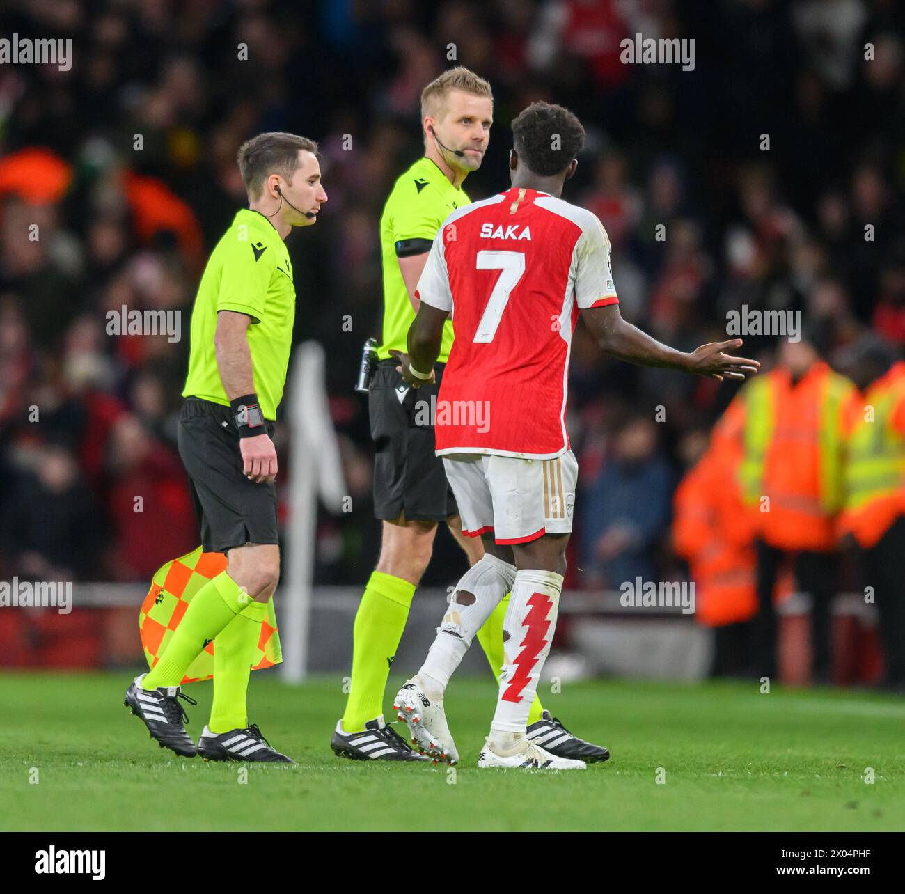 Ottavi di finale di champions league -Fotos und -Bildmaterial in hoher ...