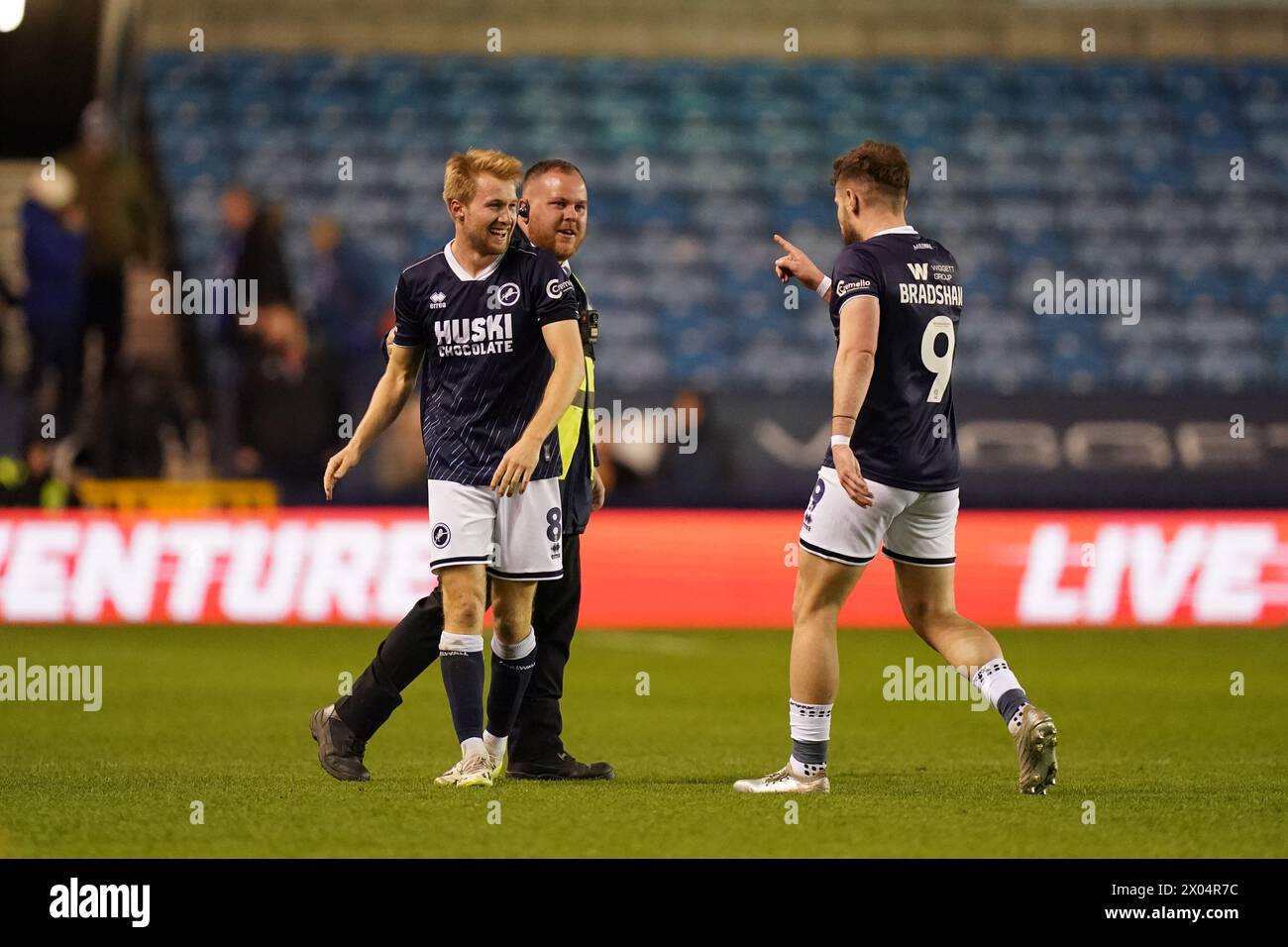 Tom bradshaw of millwall hi-res stock photography and images - Alamy