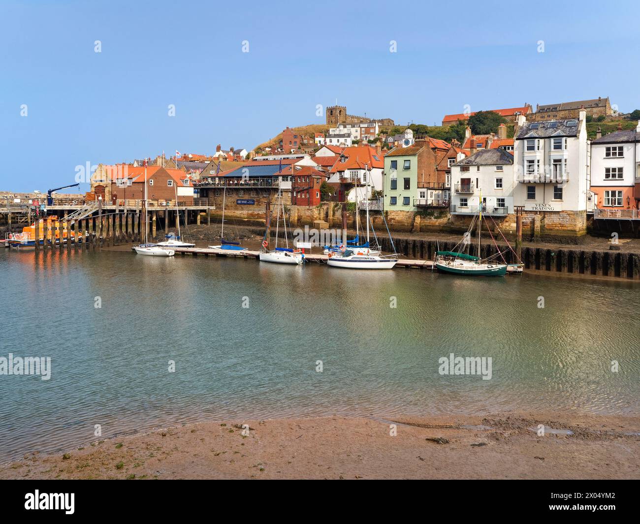Pub whitby station hi-res stock photography and images - Alamy