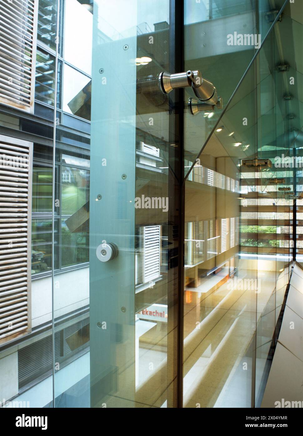 Glass curtain walling support detail hi-res stock photography and ...