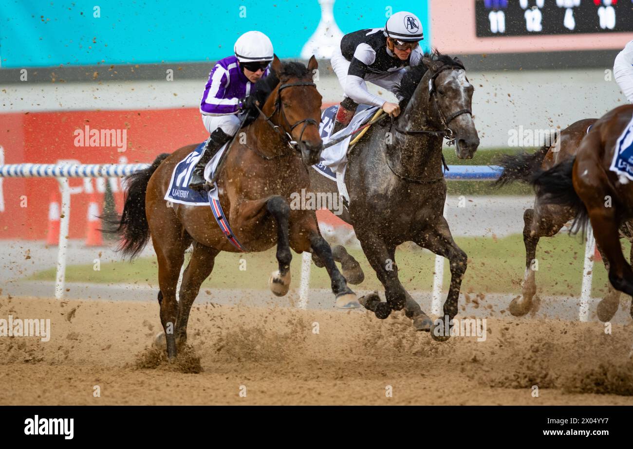 Navy Seal and Wayne Lordan battle the kickback in the early stages of ...