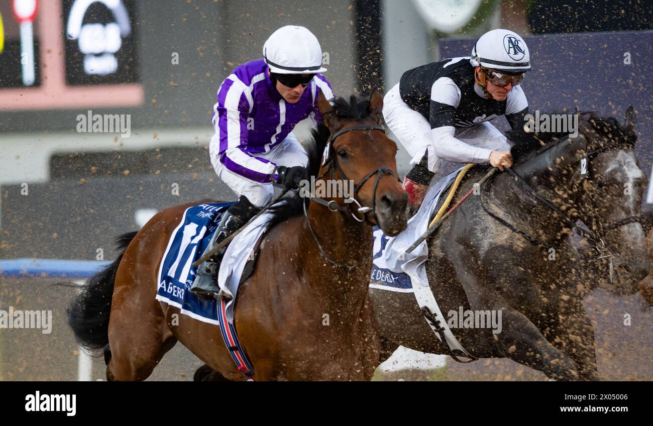 Navy Seal and Wayne Lordan battle the kickback in the early stages of ...