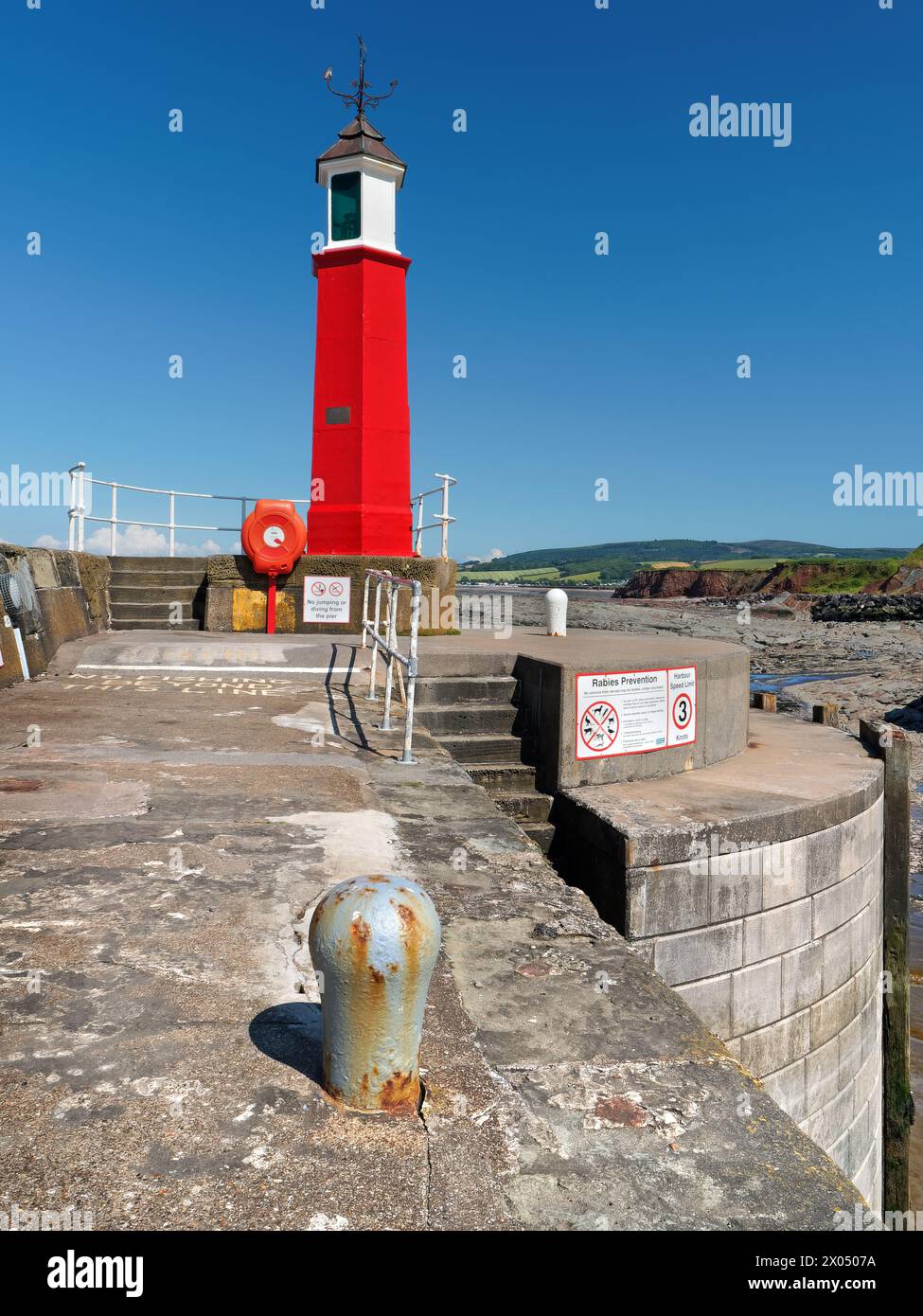 Hexagonal lighthouse hi-res stock photography and images - Alamy