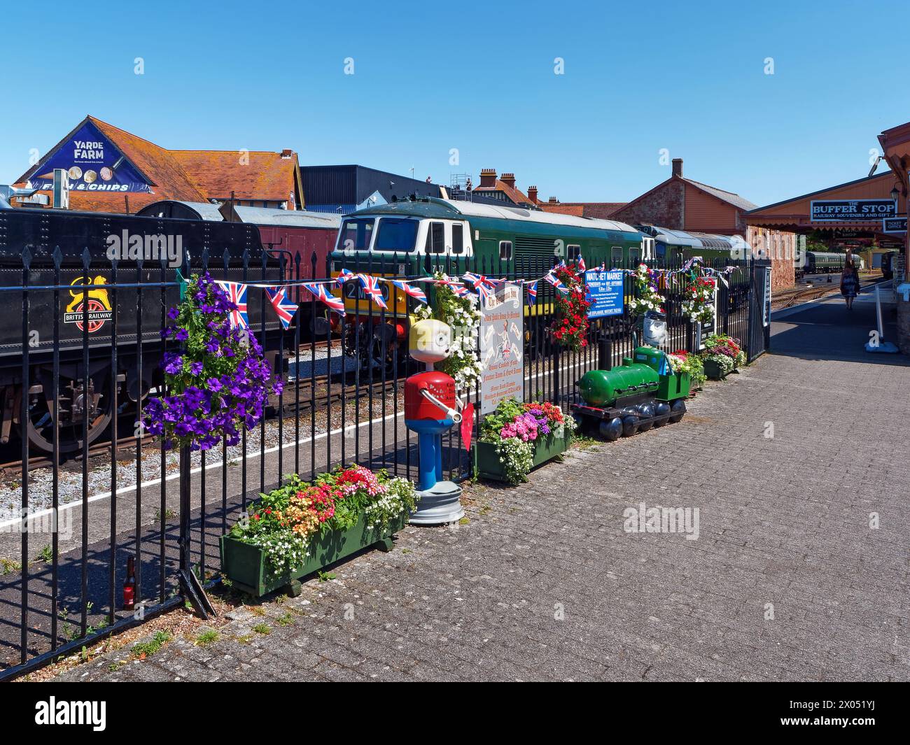 UK, Somerset, Minehead, GWR D7017 Class No. 35 Diesel Locomotive at ...