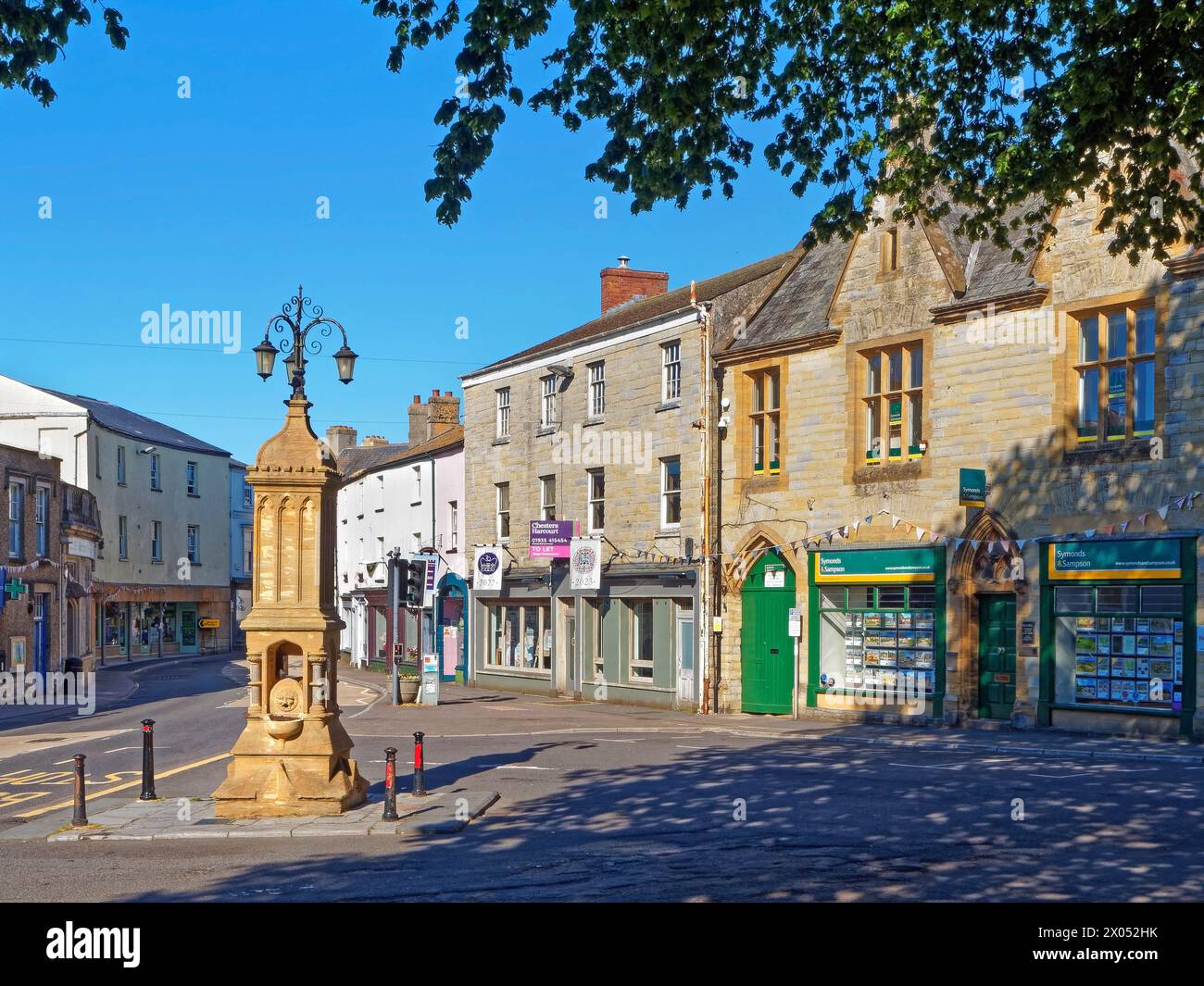 UK, Devon, Axminster, Trinity Square, Jubilee Fountain Stock Photo - Alamy