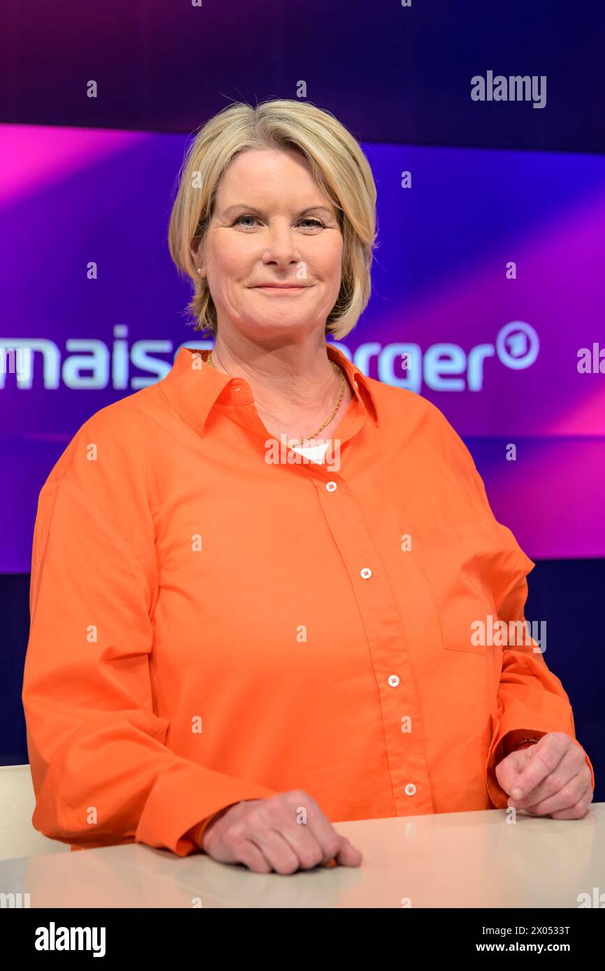 Susanne Gaschke (Neue Zuercher Zeitung), guest at - maischberger ...