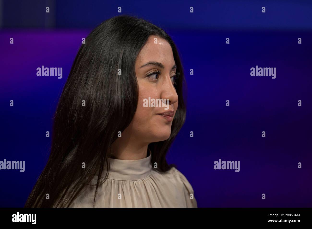 Alev Dogan The Pioneer, zu Gast bei - maischberger, Polittalk, TV ...