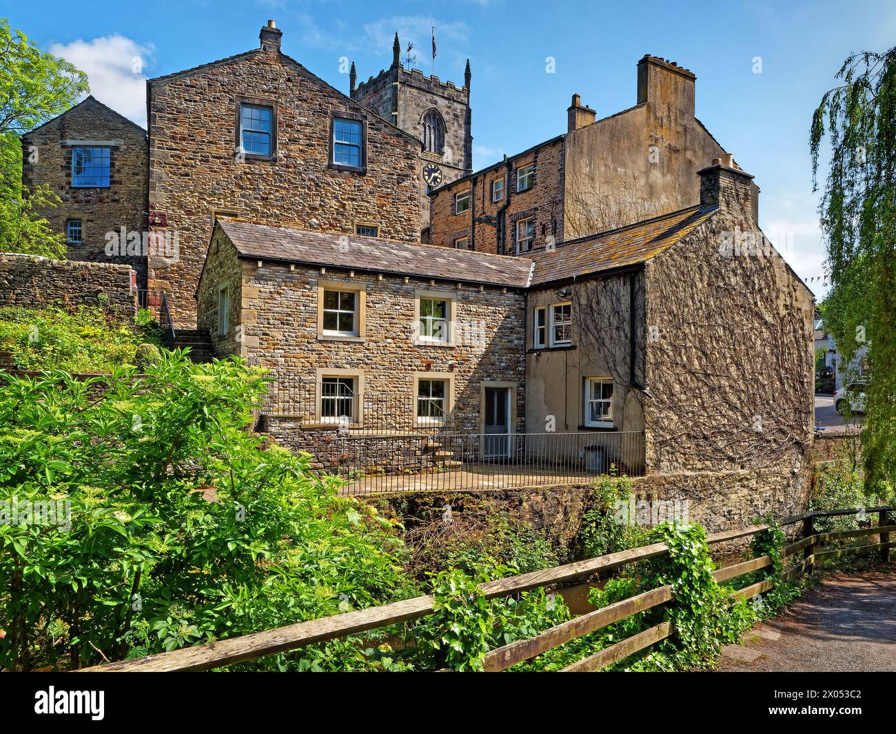 UK, North Yorkshire, Skipton, Leeds and Liverpool Canal and Holy ...