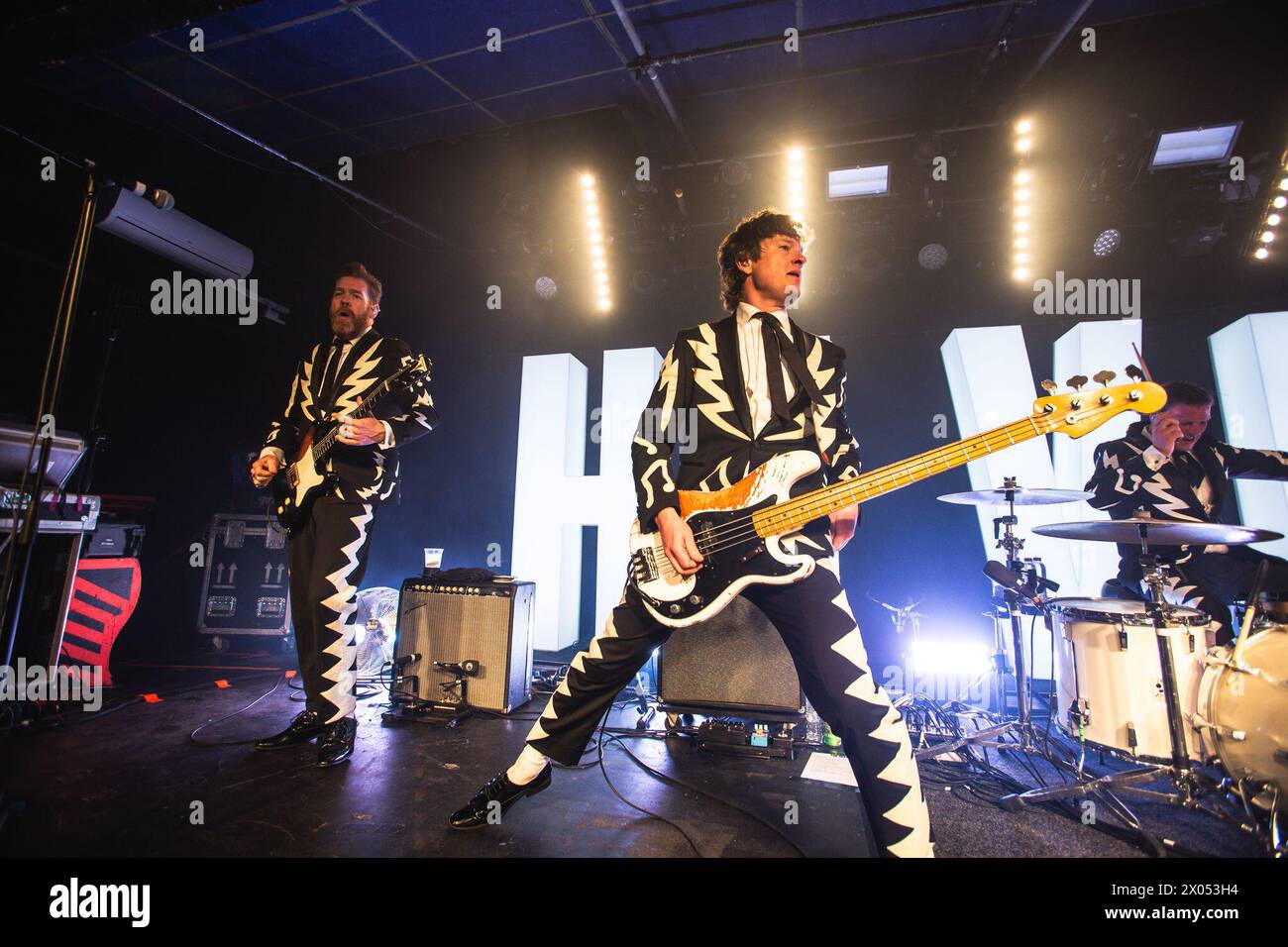 The hives band 2024 hi-res stock photography and images - Alamy