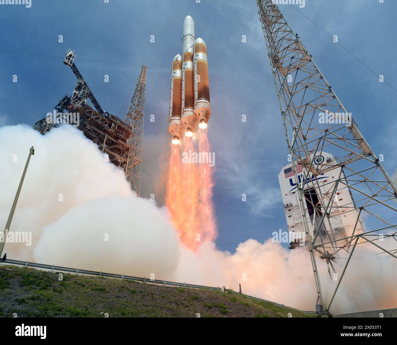 Florida, Us April 9, 2024. Marking the final launch of a Delta rocket ...