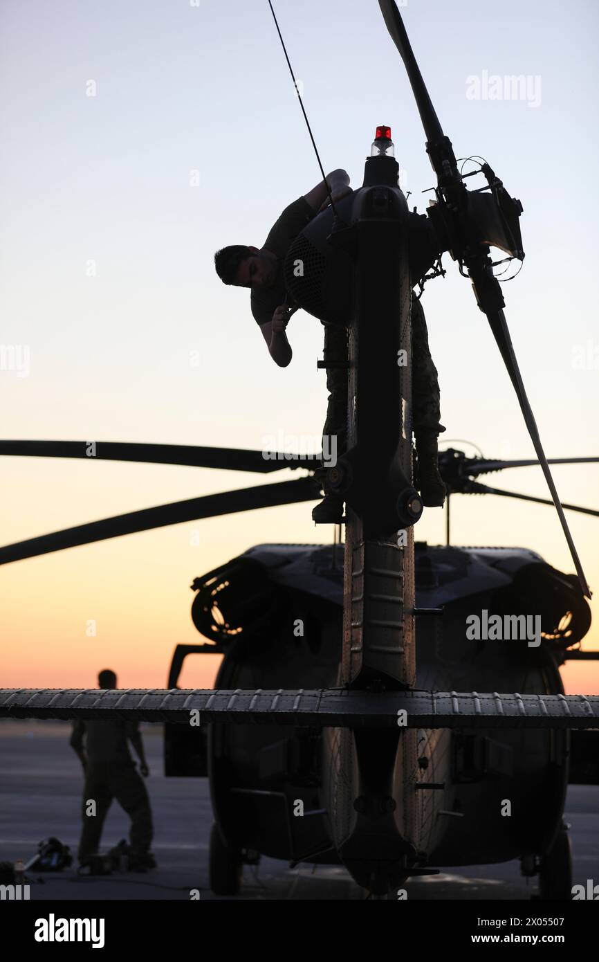 Alaska Army National Guard Sgt. Caelan Guthrie, UH-60L Black Hawk ...