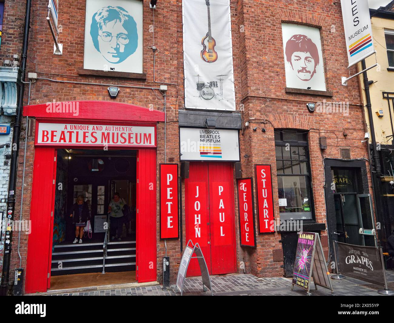Liverpool music museum hi-res stock photography and images - Alamy