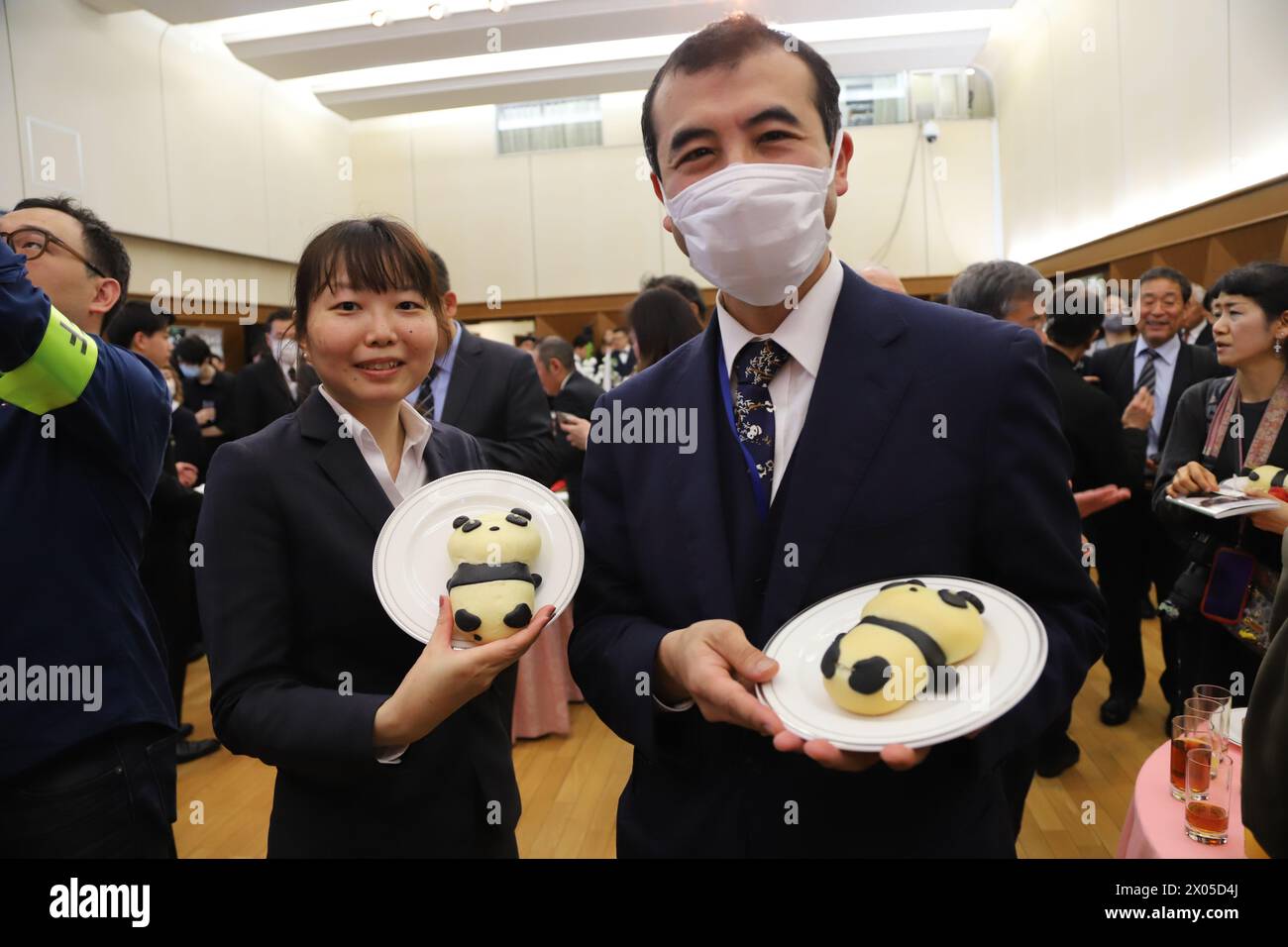 Tokyo, Japan. 9th Apr, 2024. Panda lovers present panda-shaped buns ...